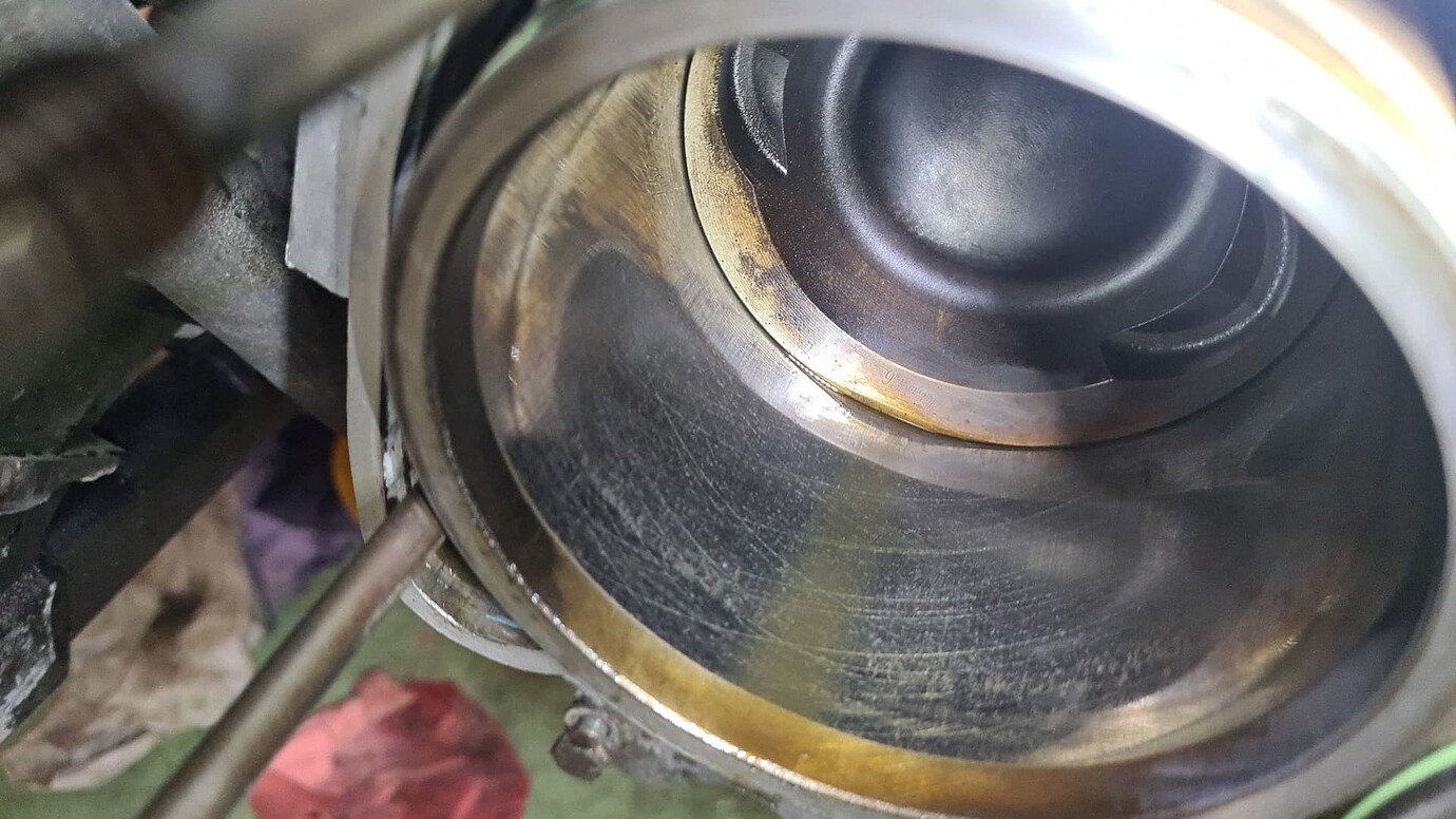Öl im Zylinder - Motoren WBX (Wasserboxer T3) - VWBUSFORUM.CH
